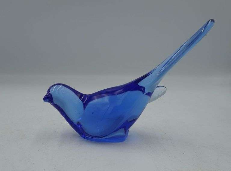 Fenton Blue Bird - Auction Ohio