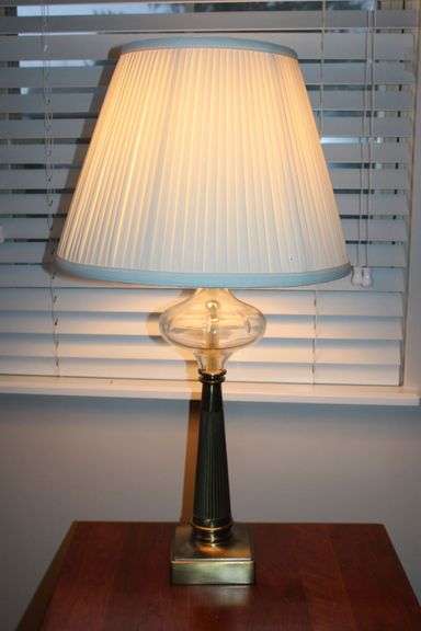 Table Lamp - Auction Ohio