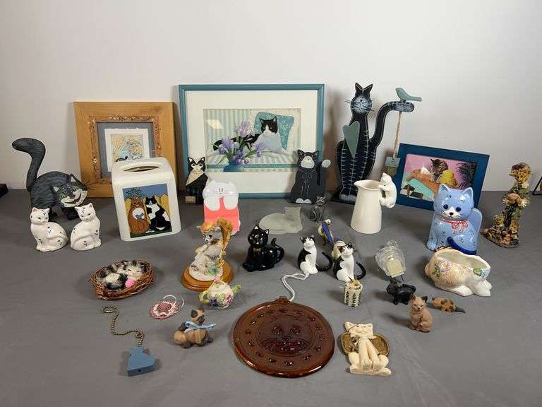 Kitty Cats - Auction Ohio