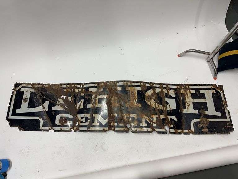 Vintage LEHIGH CEMENT metal porcelain sign - Auction Ohio