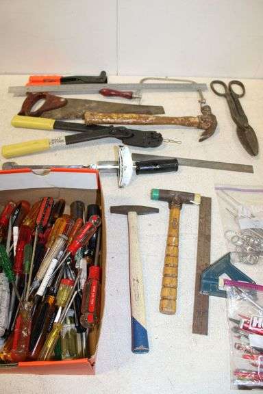 Hand Tool Assortment - Auction Ohio