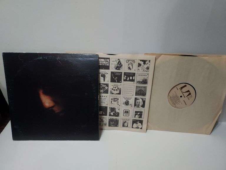 Cher 2-Album Set - Auction Ohio