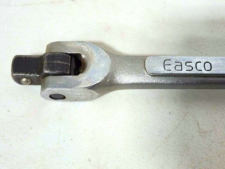 Easco 1/2" Drive 17" Long Breaker Bar - Auction Ohio