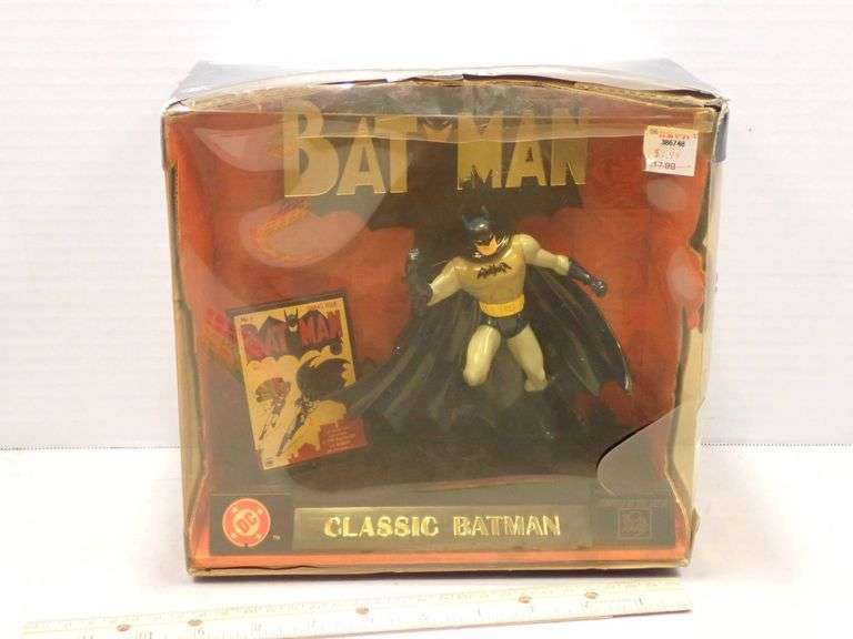 Kenner 1998 Classic Batman Edition #2 Action Figure - Auction Ohio
