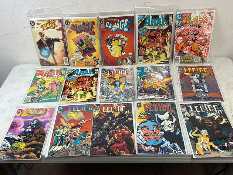 15 DC Comics - Auction Ohio