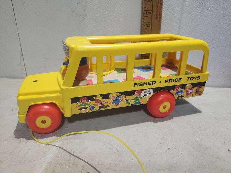 1965 Fisher Price School Bus Pull Toy - Auction Ohio