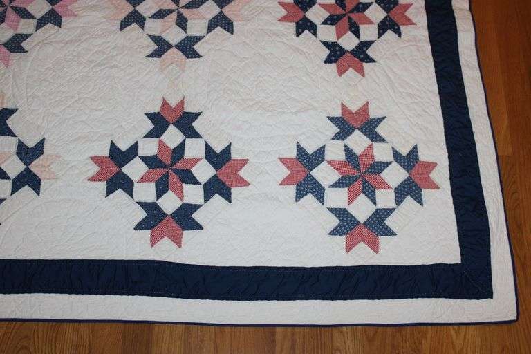 Calico Quilt - Auction Ohio