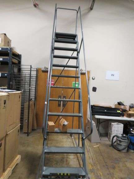Warehouse Ladder - Auction Ohio