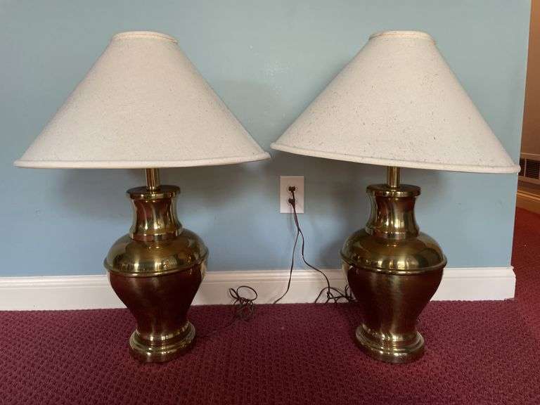 Brass tone lamps - Auction Ohio