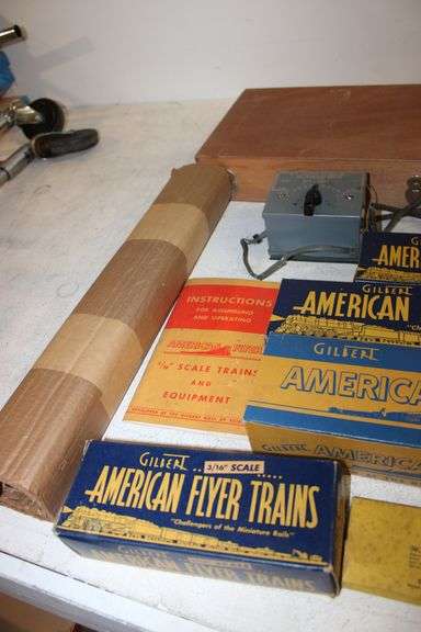Vintage Gilbert Train Set - Auction Ohio