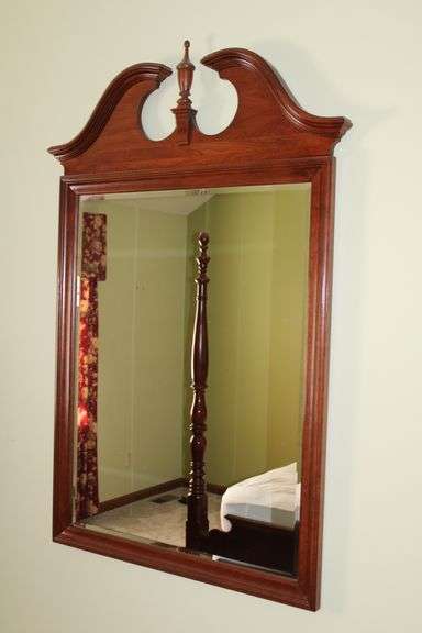 Colonial Wall Mirror - Auction Ohio