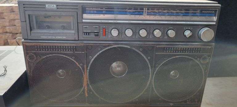 Stereo & speakers - Auction Ohio