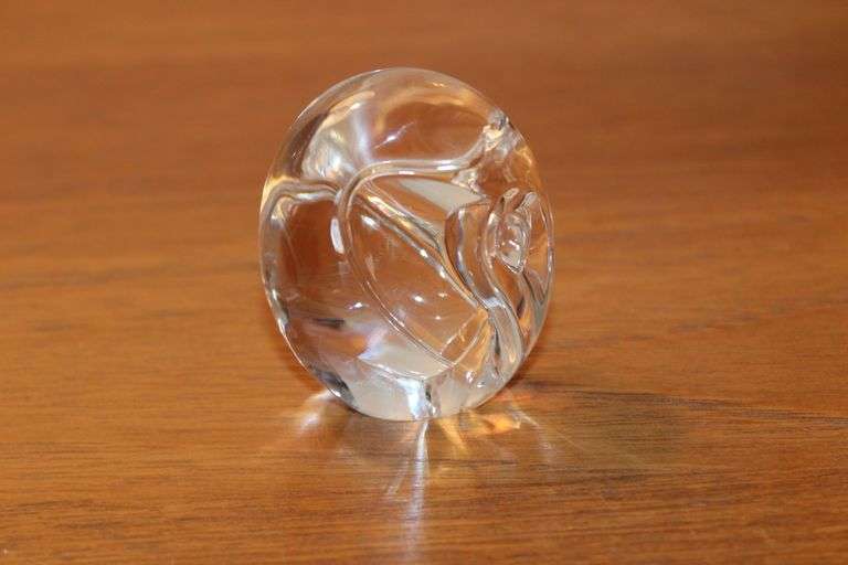 Steuben Glass Paperweight - Auction Ohio