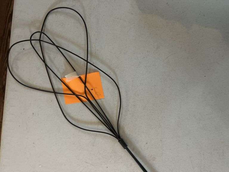 Rug Beater - Auction Ohio