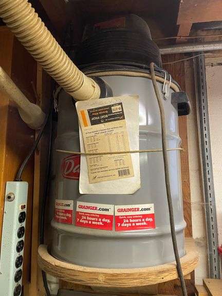 Dayton dust collection system - Auction Ohio