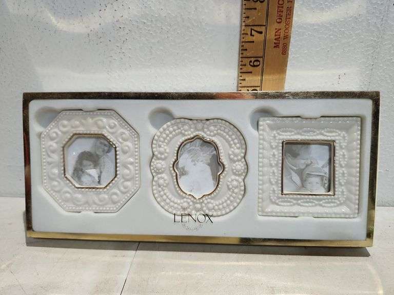 Pack of 3 Classic Lenox Beaded Frames Original Retail $43 - Auction Ohio