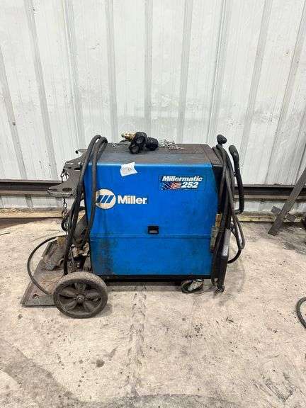 Miller Millermatic 252 High Output MIG Welder - Auction Ohio