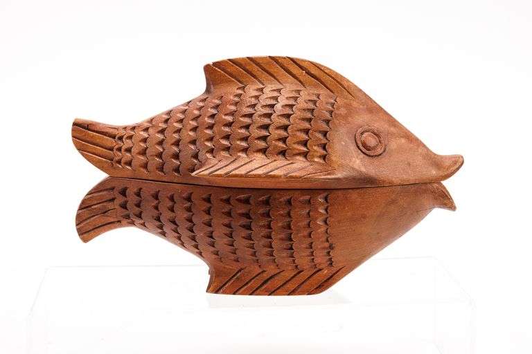 Carved Wooden Fish Box - Auction Ohio