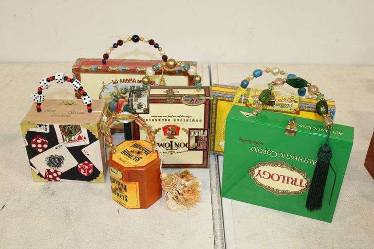 Vintage Cigar Box Purses - Auction Ohio