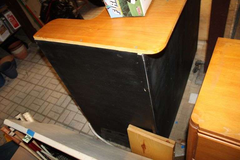 Bookcase - Auction Ohio