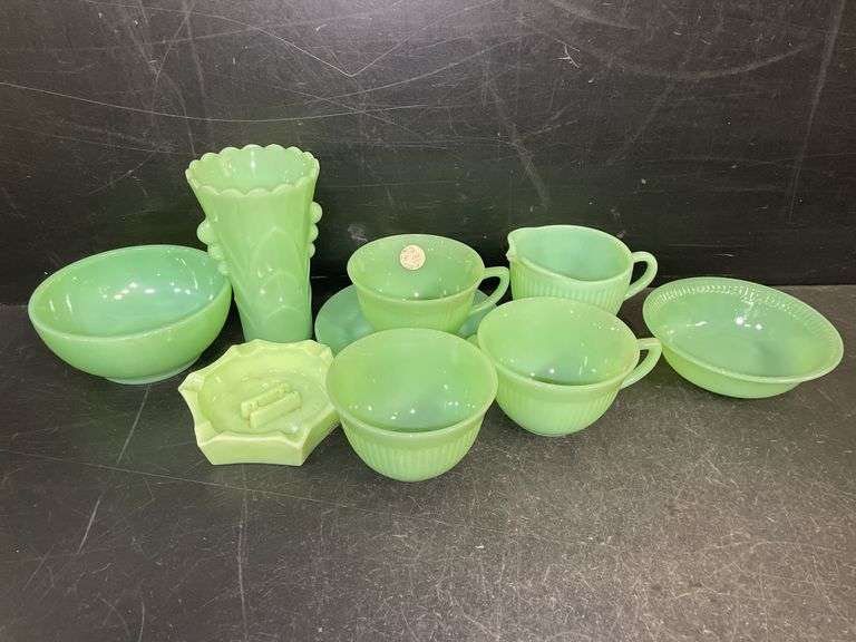 Assorted Jadeite - Auction Ohio