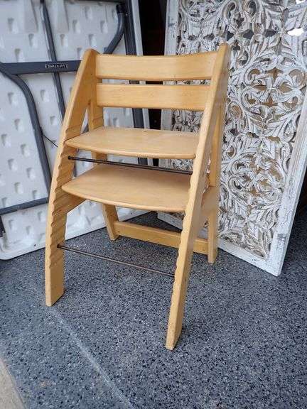 EURO II "GROW WITH ME" CHAIR - Auction Ohio