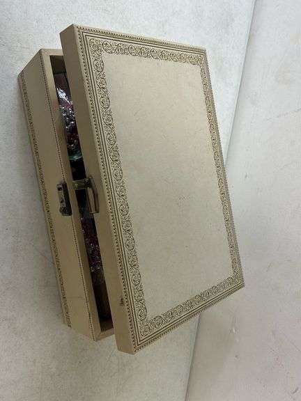 Jewelry Collection - Auction Ohio