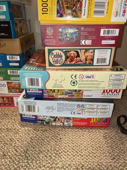 Assorted puzzles - Auction Ohio