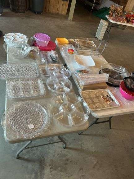 Large Plastic Servingware Lot! - Auction Ohio