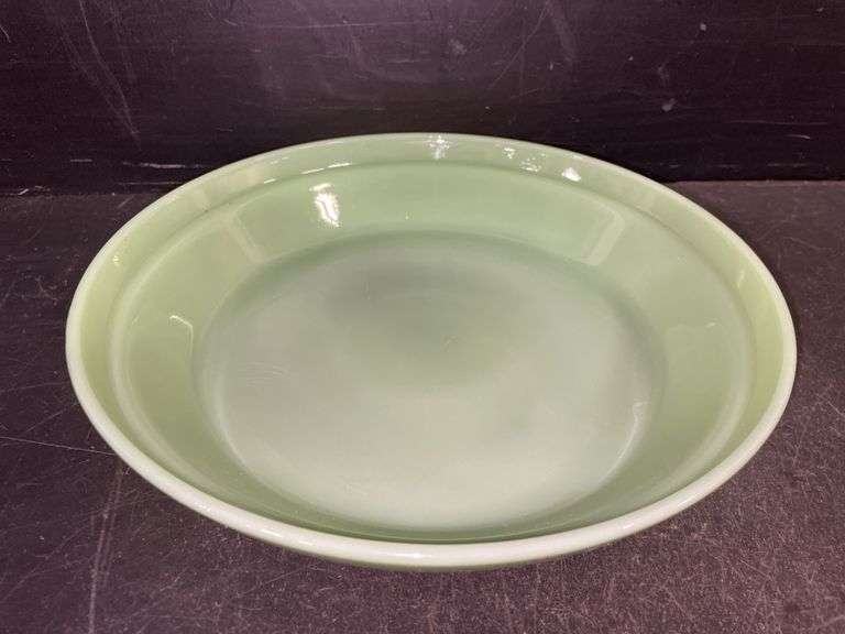 Fire king jadeite pie plate - Auction Ohio