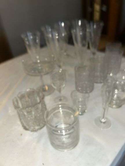 Glassware - Auction Ohio