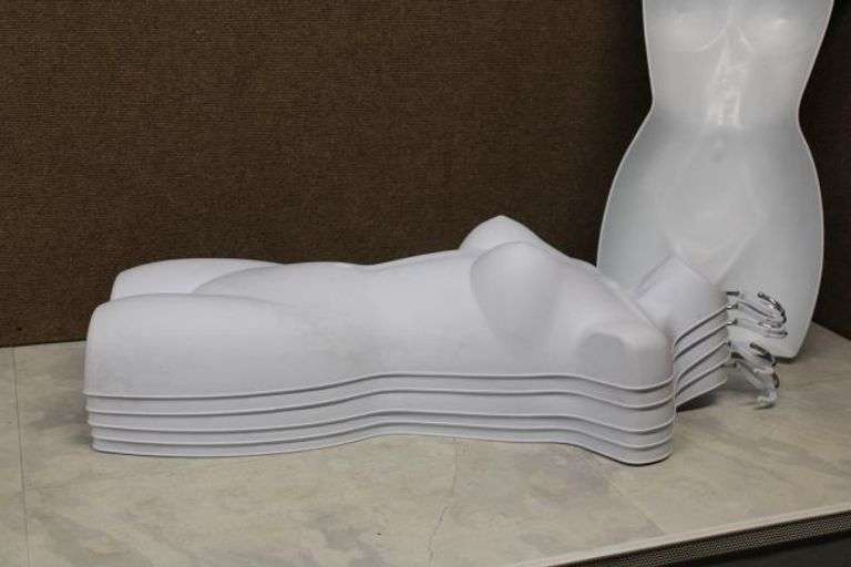 Plastic Hanging Mannequin Body Forms - Auction Ohio