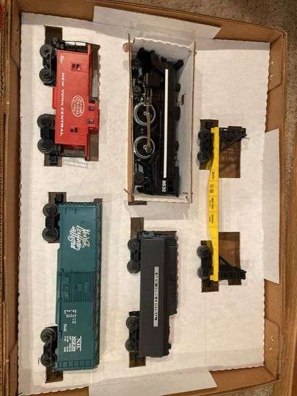 Lionel train Set - Auction Ohio