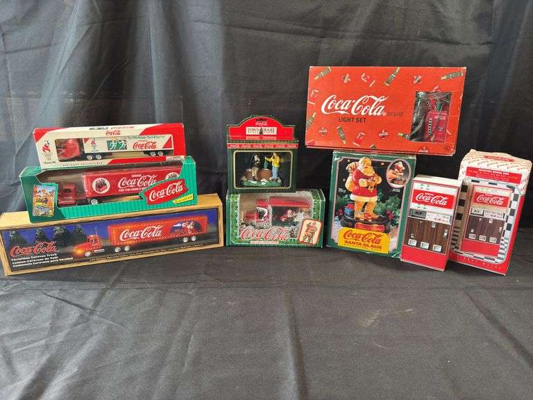 Coca Cola Collectibles - Auction Ohio