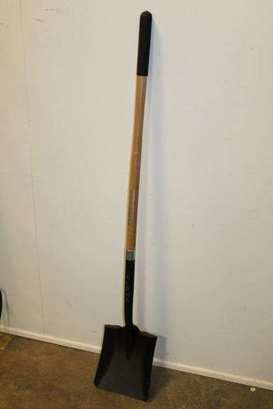 Silverback Square Head Shovel - Auction Ohio