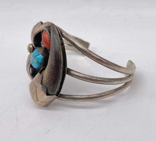 Native American Claw Cuff - Auction Ohio