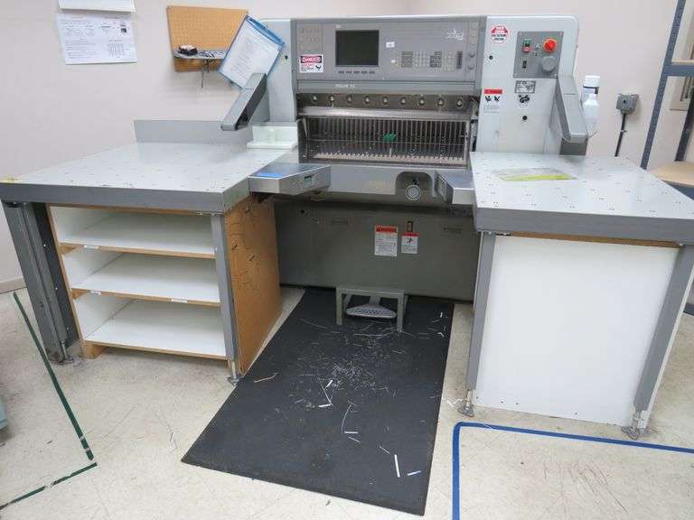 Polar 92 Paper Cutter - Auction Ohio