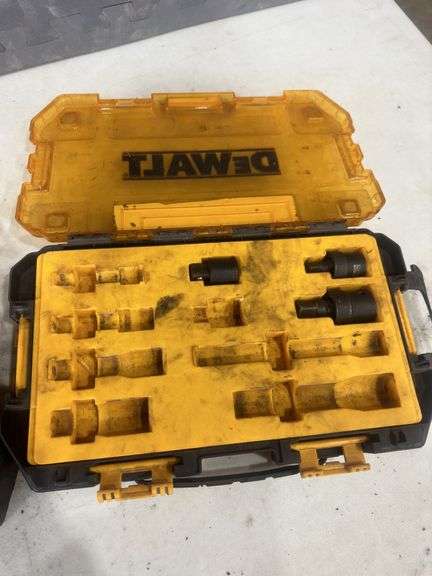 DeWalt Tool Sets - Auction Ohio