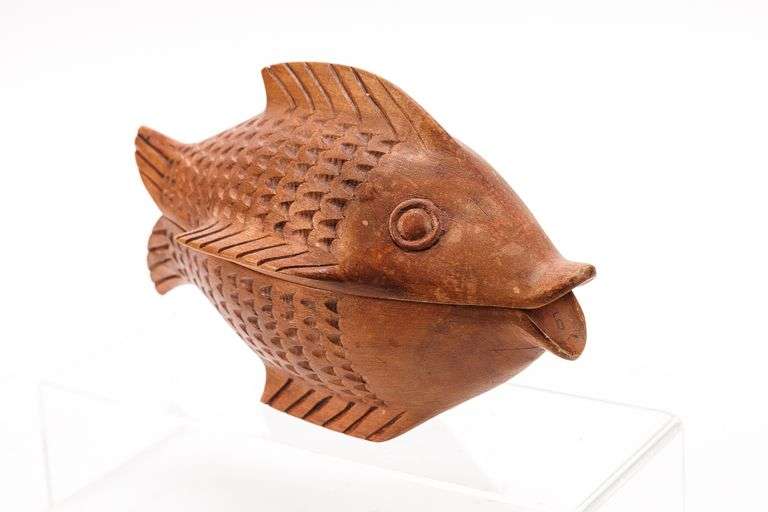 Carved Wooden Fish Box - Auction Ohio