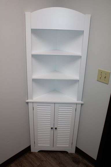 White Corner Bookcase - Auction Ohio