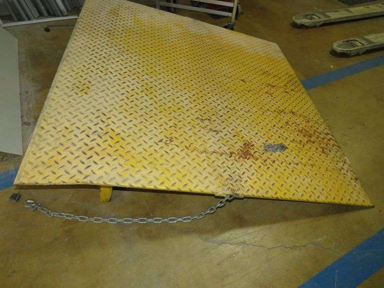 Dock Ramp - Auction Ohio