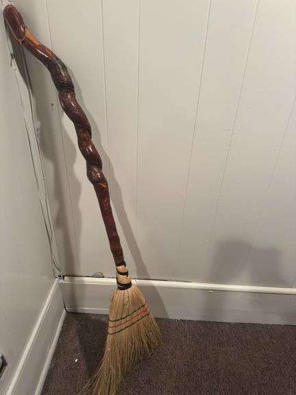 Hand carved broom and handle - Auction Ohio