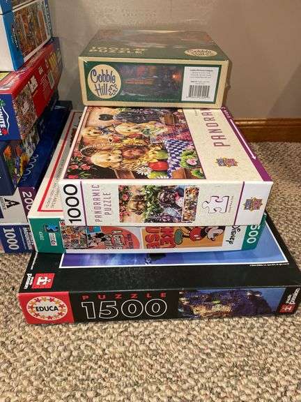 Assorted puzzles - Auction Ohio