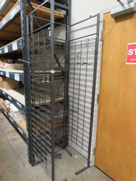 Display Rack - Auction Ohio