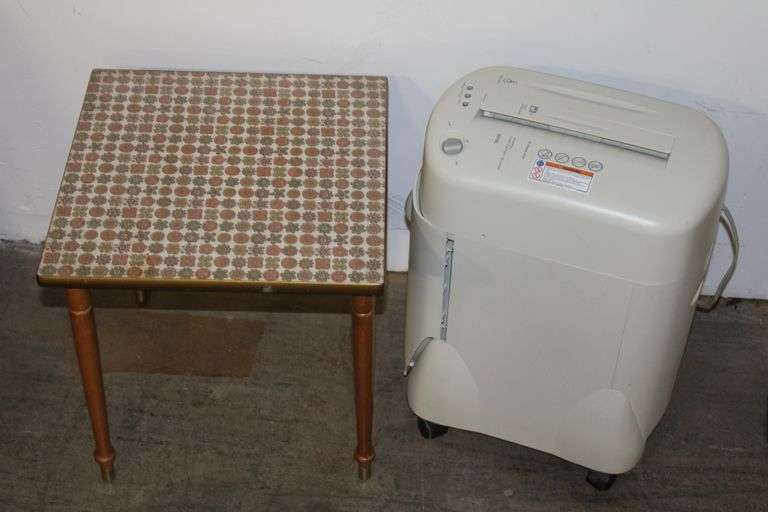 Side Table & Paper Shredder - Auction Ohio