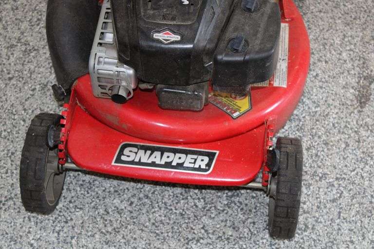 Snapper Lawn Mower - Auction Ohio