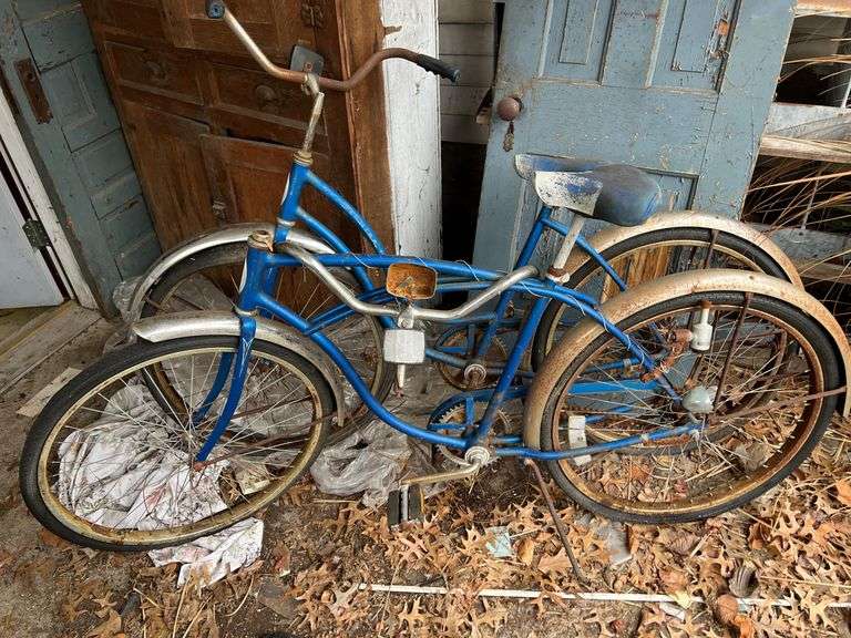 Schwinn Bikes - Auction Ohio