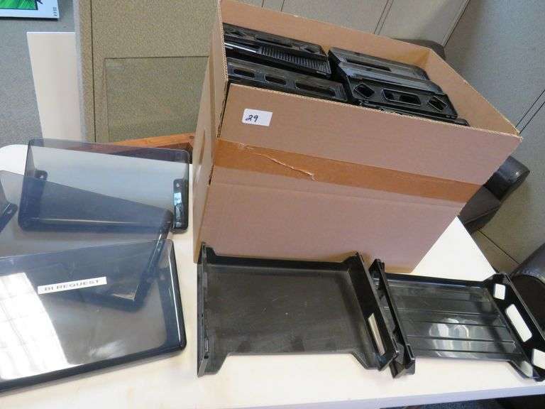 Desk Trays - Auction Ohio