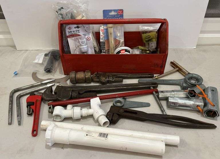 Tool Box/Pipe Wrench & More - Auction Ohio