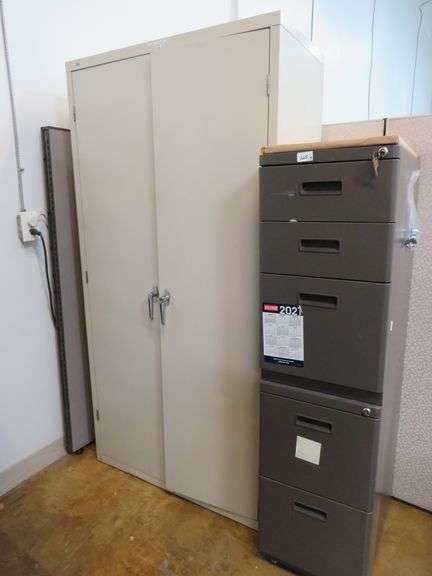 Cabinets - Auction Ohio